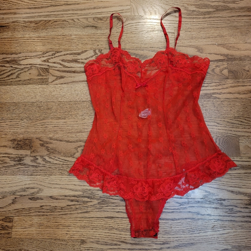 Darling Vintage Lingerie - Gem